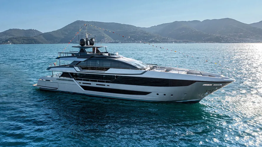 Riva 130 Bellissima yacht (Riva, 39.63m, 2025)